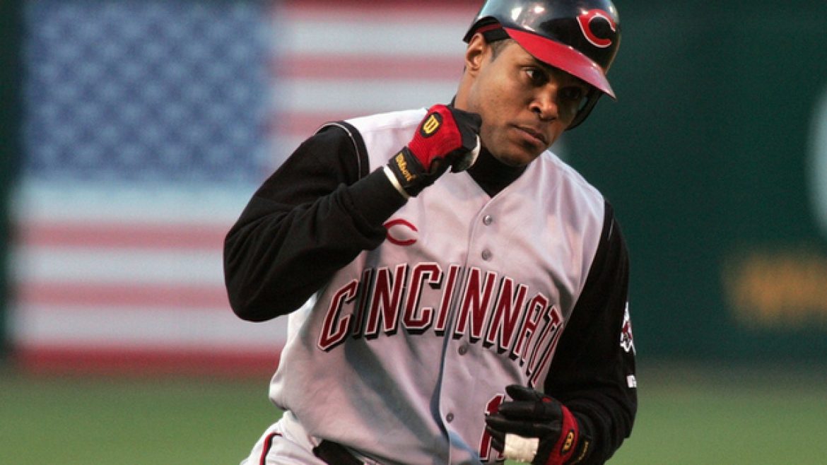 Baseball Hall of Famer Larkin changed shortstop position – Diamond Nation