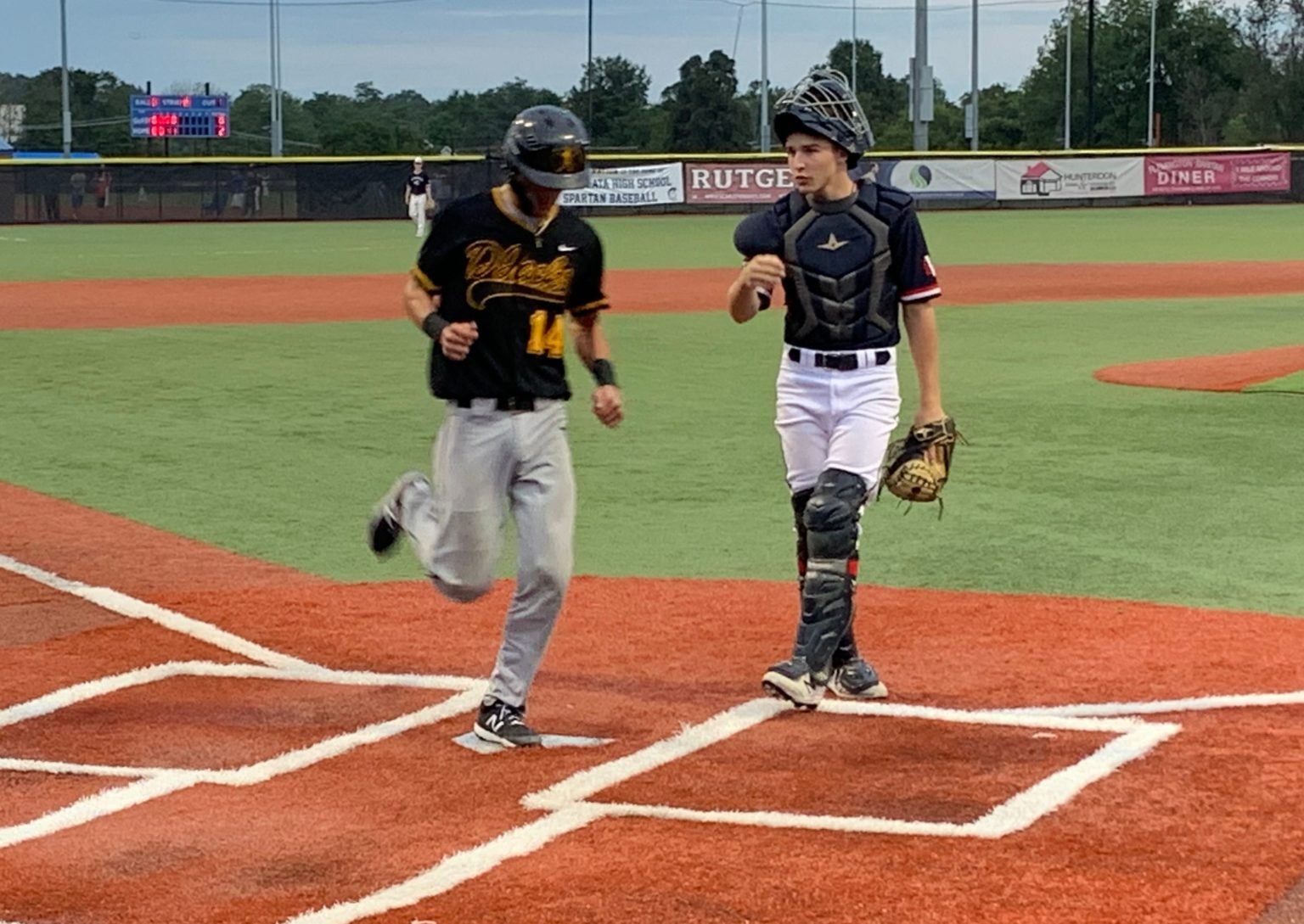 Eight 17/18Us advance to Columbus Day Showcase – Diamond Nation