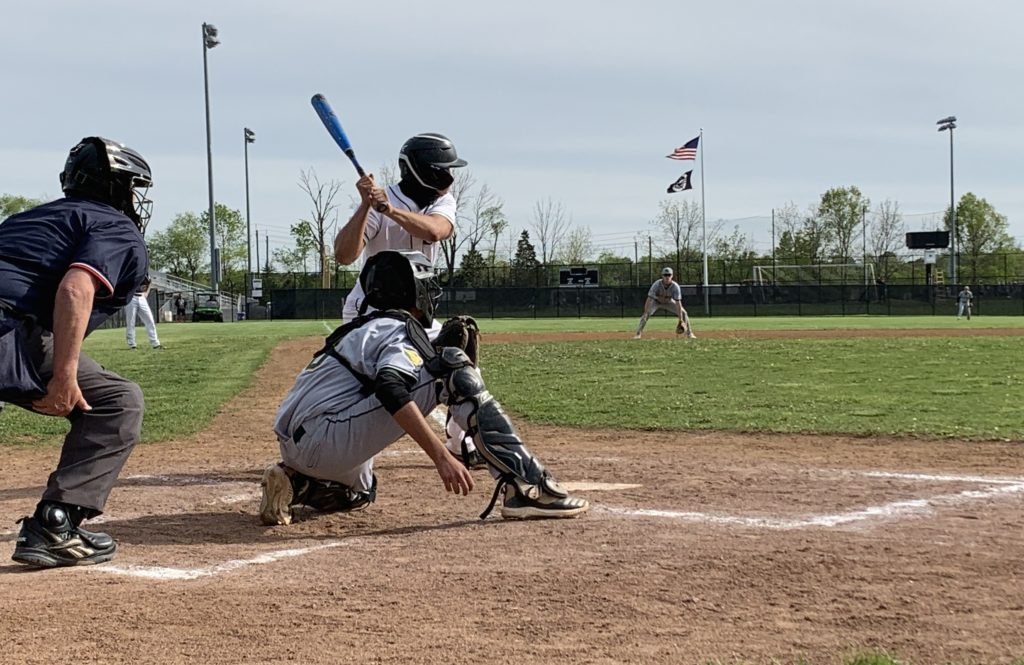 Cozzi, Sickles, Pastor steer Bridgewater past Montgomery – Diamond Nation