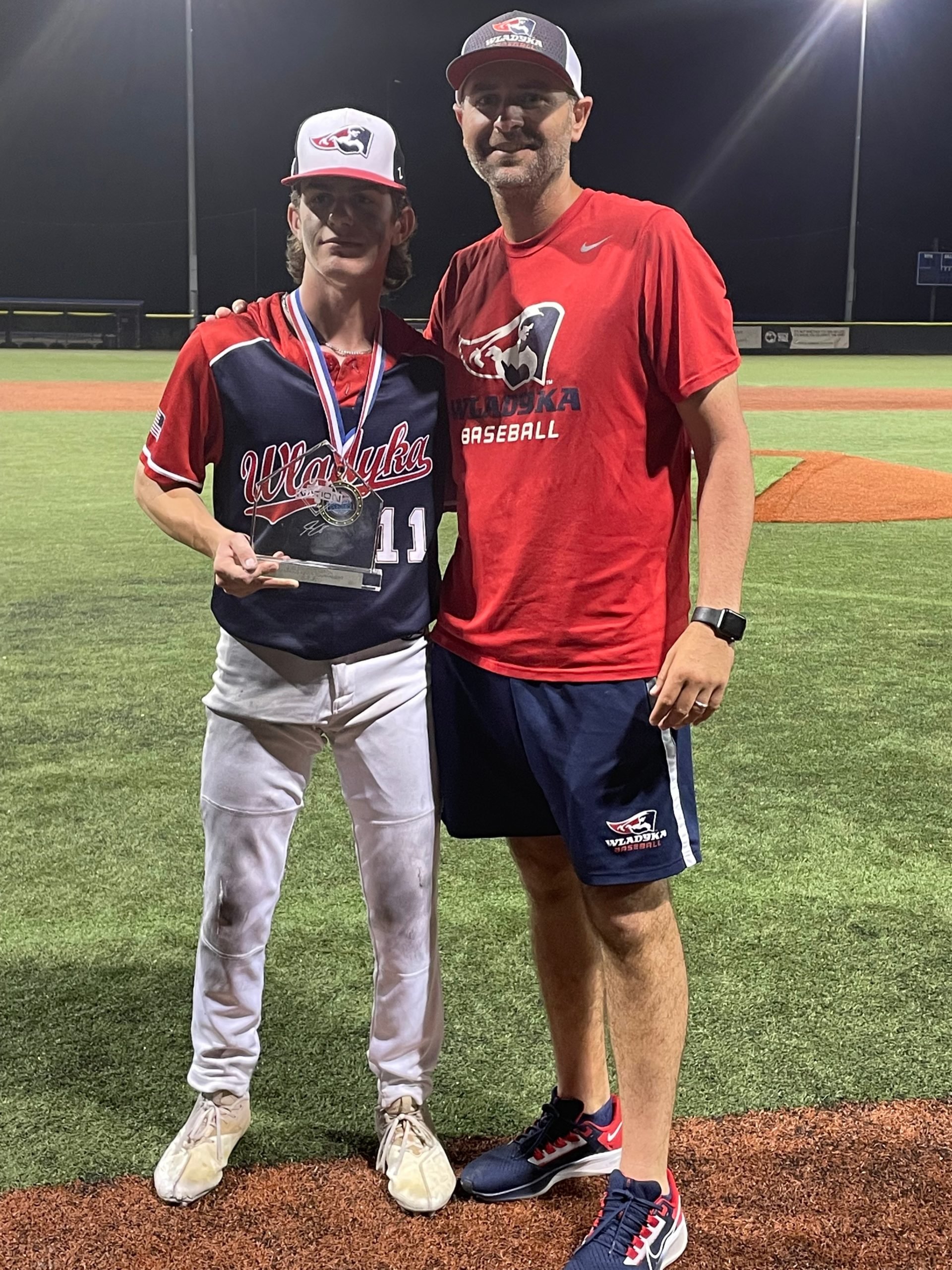 Wladyka Continental outlasts Hustle in Spring Fever 14U final – Diamond ...
