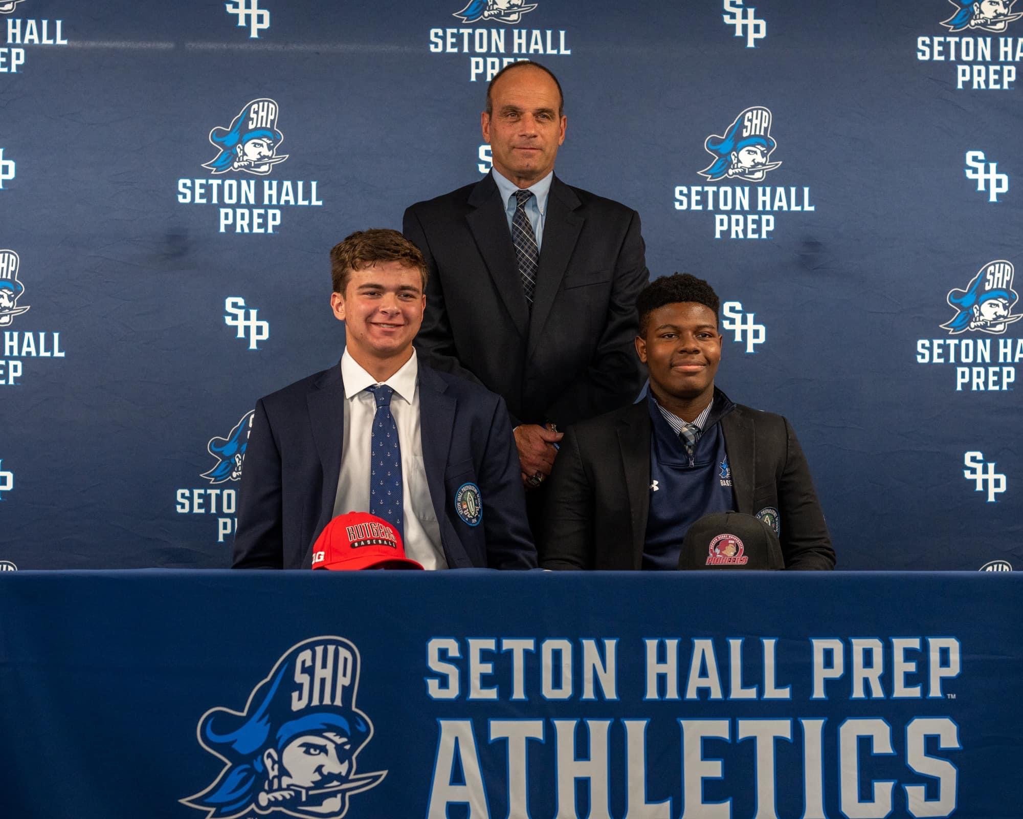 Fast-rising Eli Foster commits to Sacred Heart – Diamond Nation