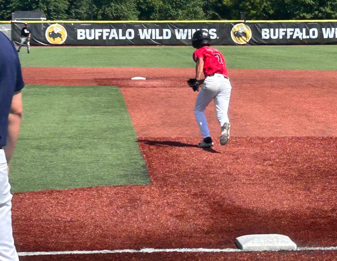 Hustle Baseball closes out week in style, qualifies for Super 17 Top 25 ...