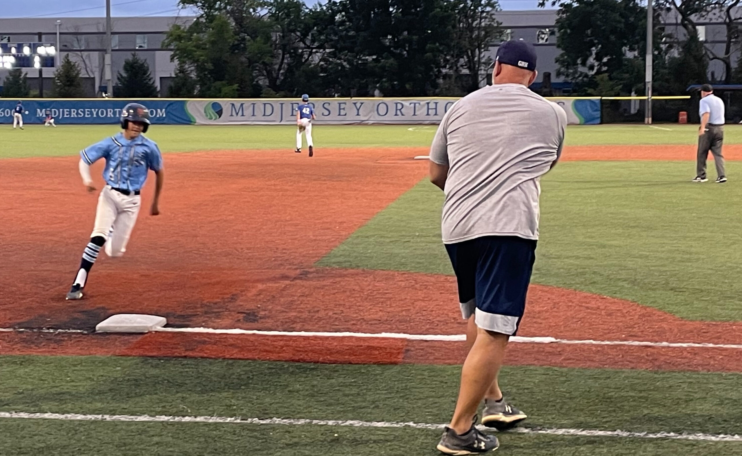 Yeager’s clutch double turns the tide for West Chester Dragons ...