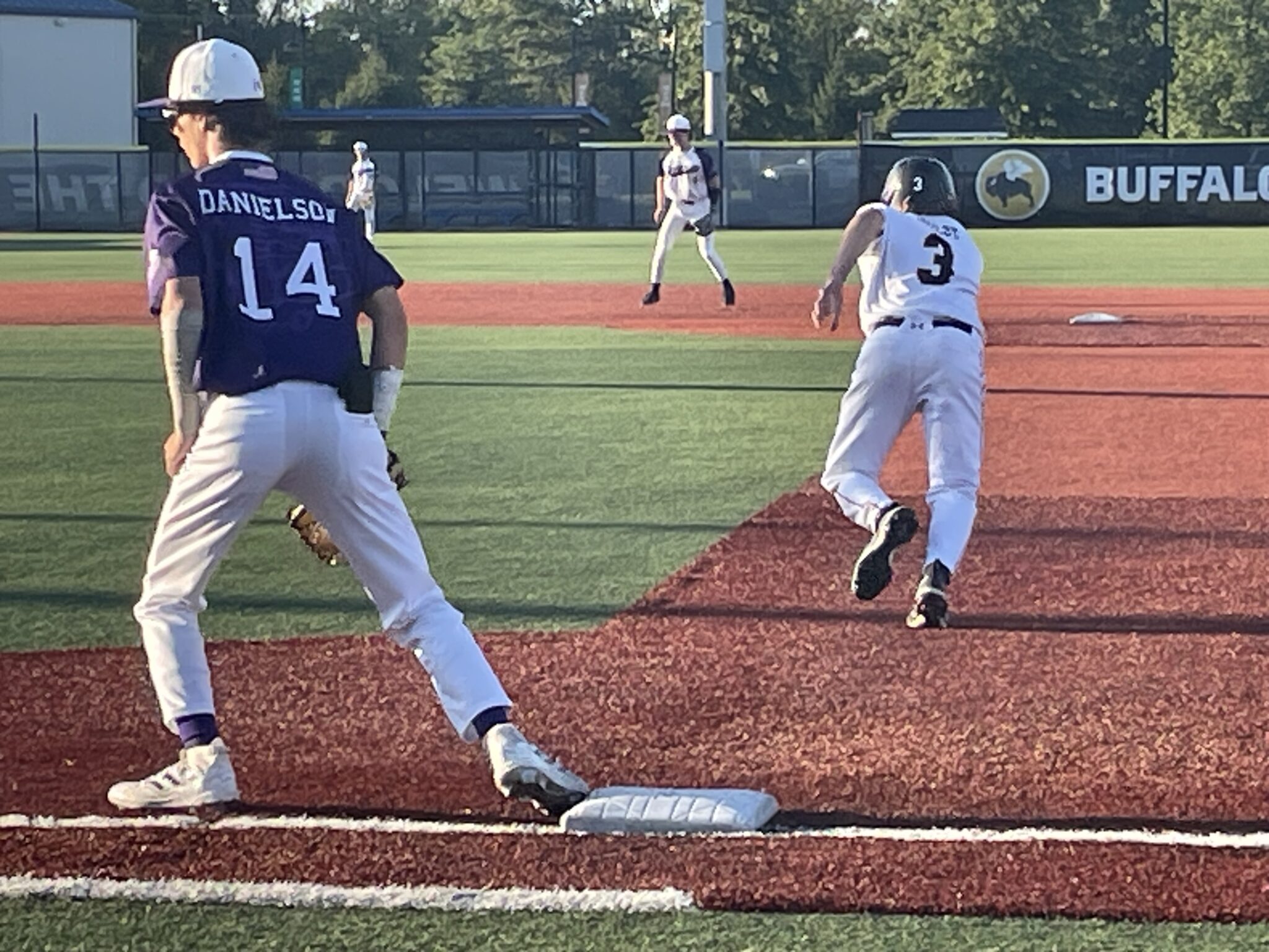 Riverdawgs roar back to tie DJacks Super 15U in 16U Slugfest – Diamond ...