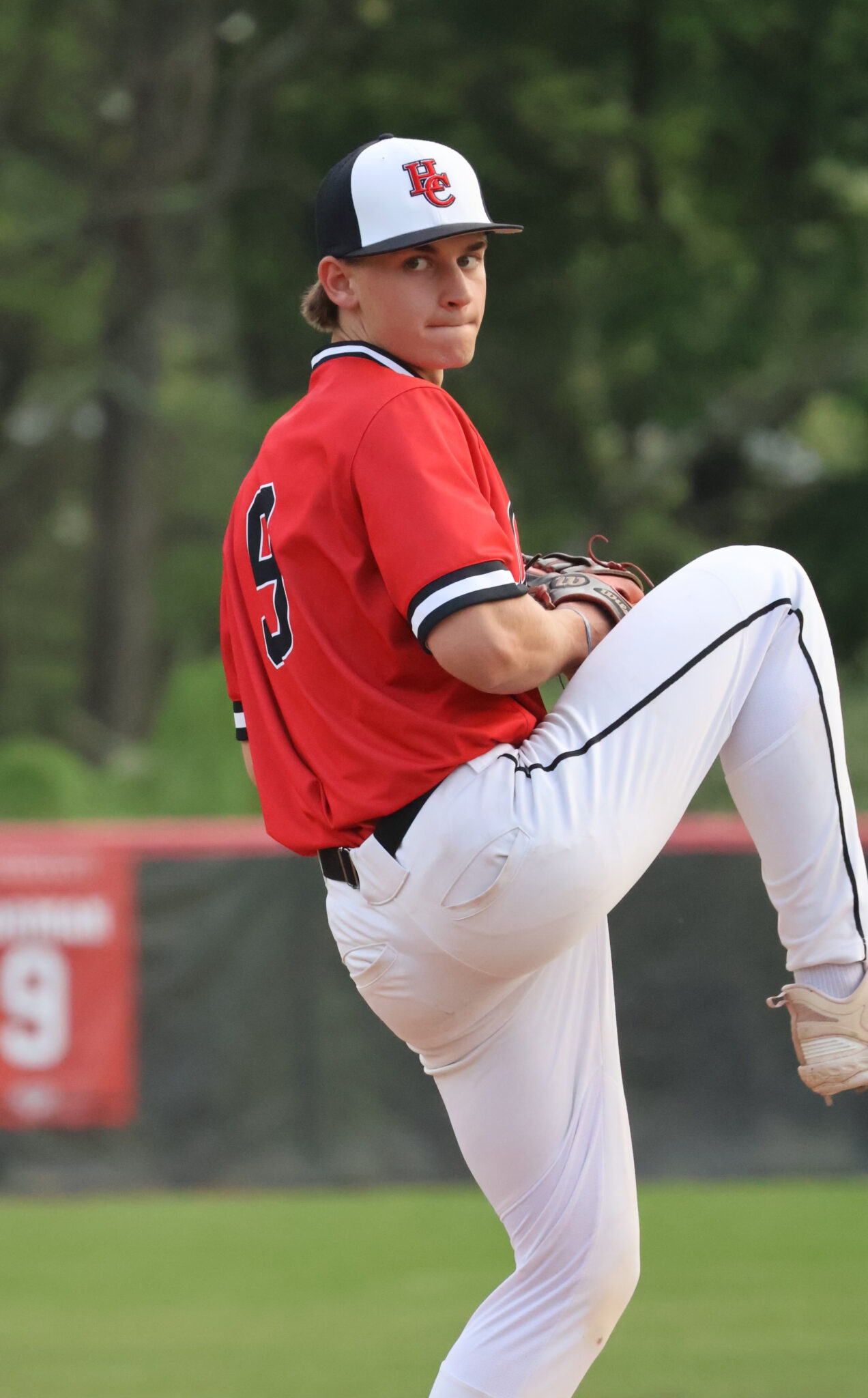 Baase, Contiliano lead 16-hit barrage for Hunt. Central – Diamond Nation