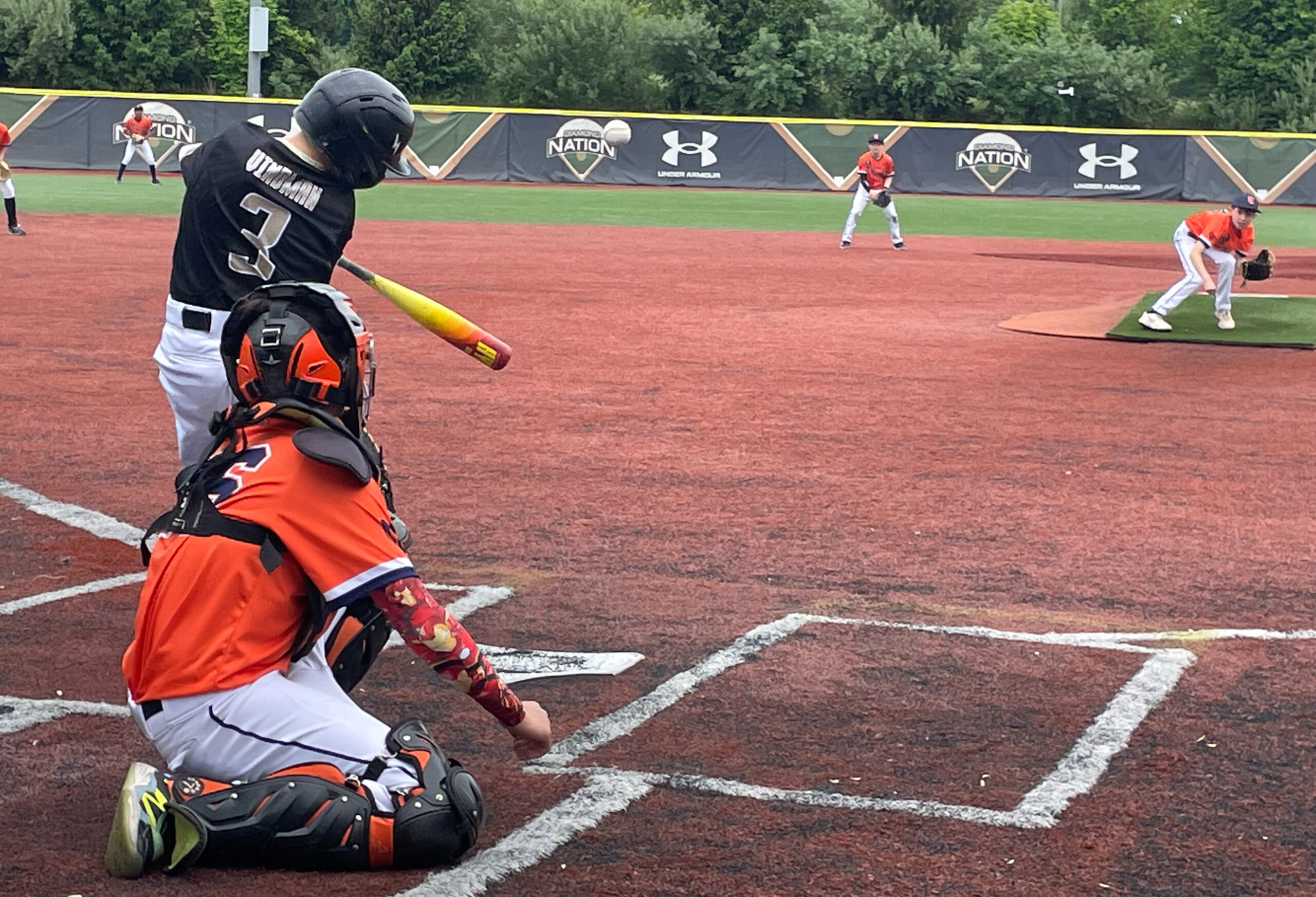 Big first inning, Gustafson lethal close guide Double Major Black 12U ...